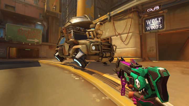 IGCD.net: Land-Rover Defender in Overwatch 1 & 2